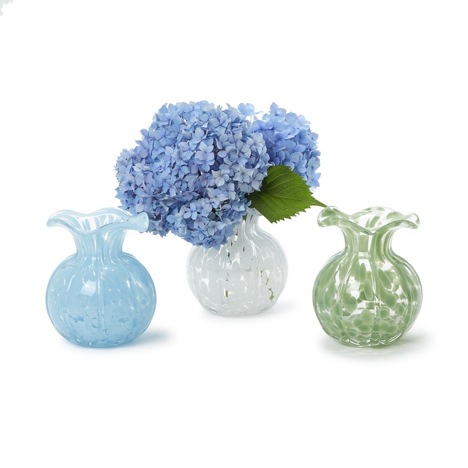 Ruffled Edge Vase – Houston Museum of Natural Science